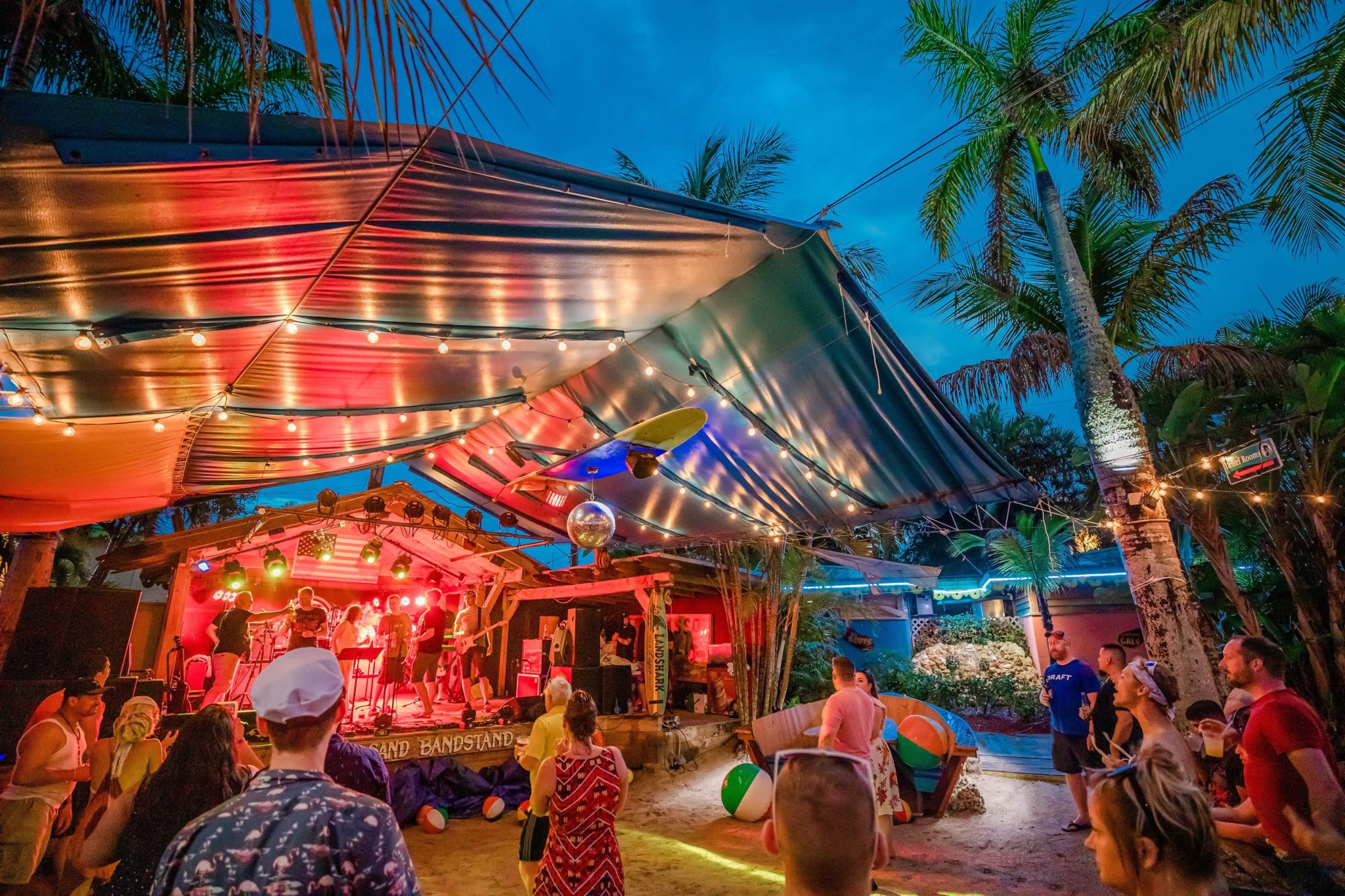 About Us - Capt Hiram's - Sebastian FL Hotel